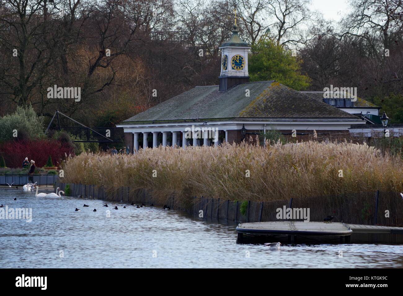 Lido Bar and Cafe, The Serpentine, Hyde Park, London, UK. December 2017 ...