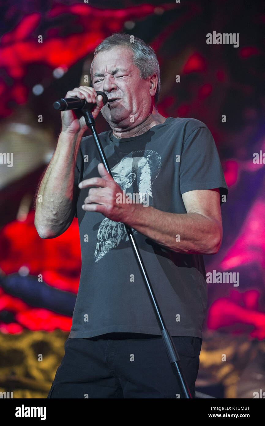 Deep Purple perform at the O2 Arena Featuring: Ian Gillan Where: London ...