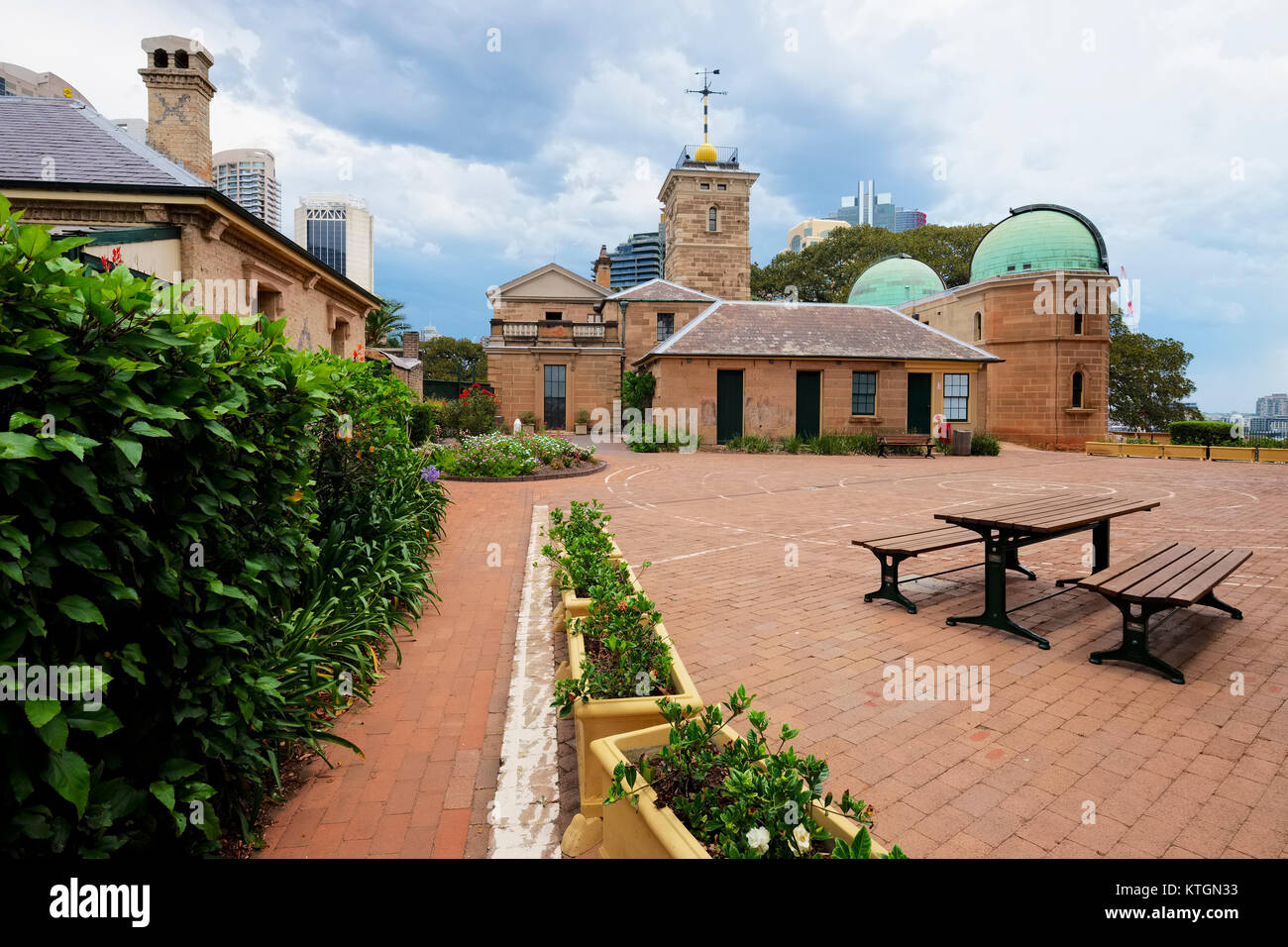 The Historic Sydney Observatory, Millers Point, The Rocks, Sydney ...