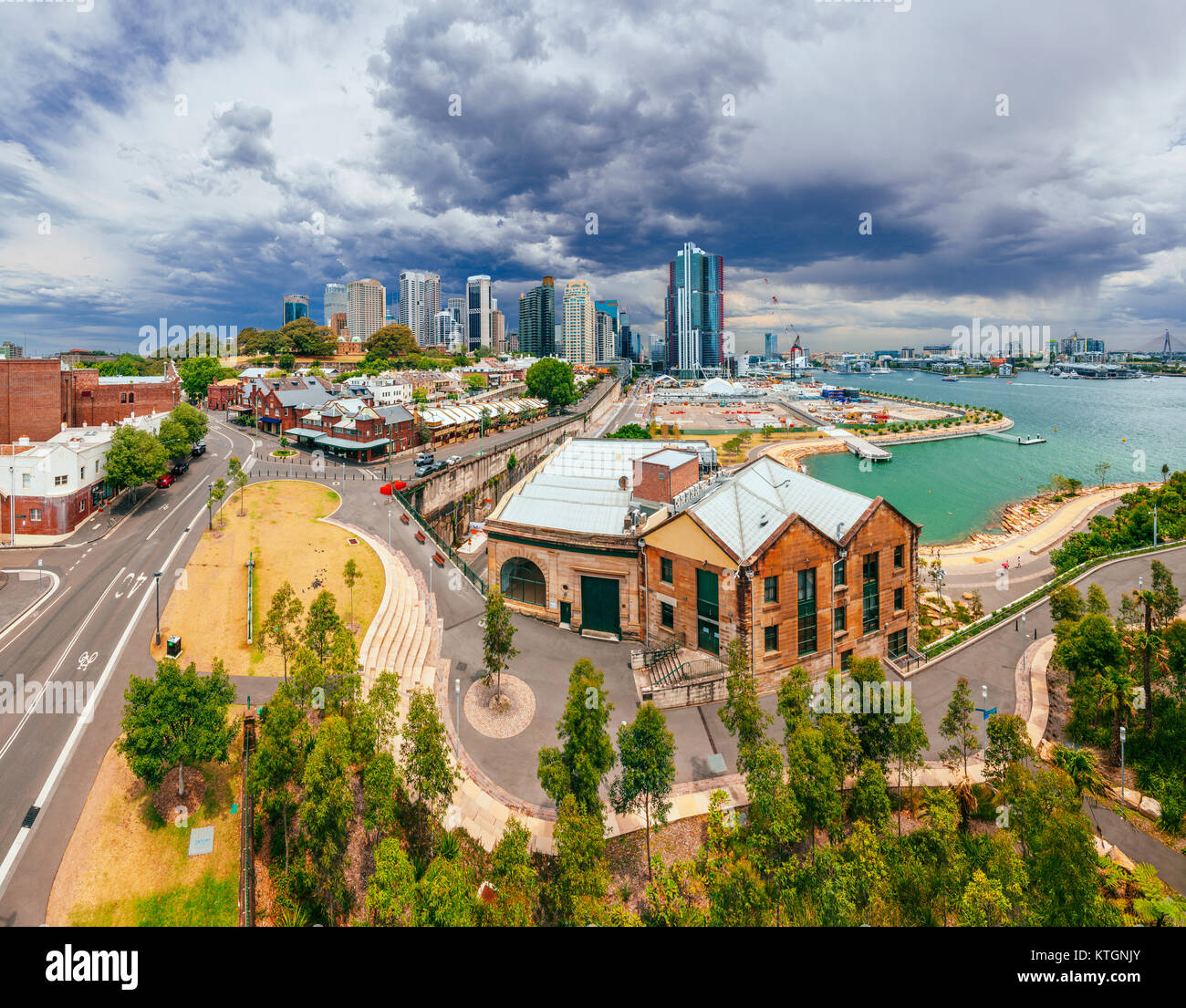 Barangaroo international towers hi-res stock photography and images - Alamy