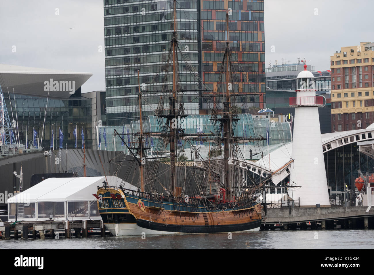 James craig hi-res stock photography and images - Alamy