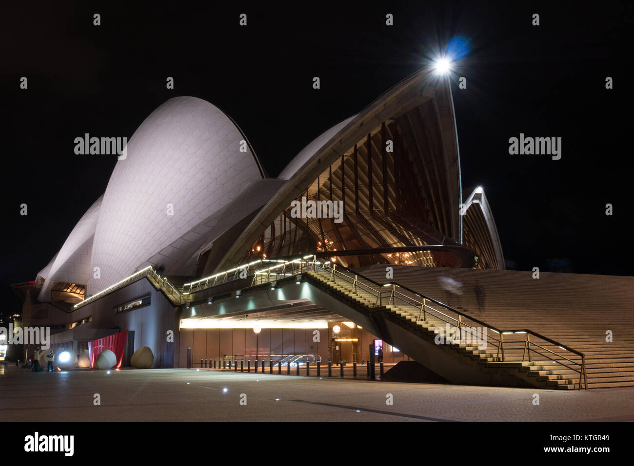 sydney opera house at night Stock Photo - Alamy