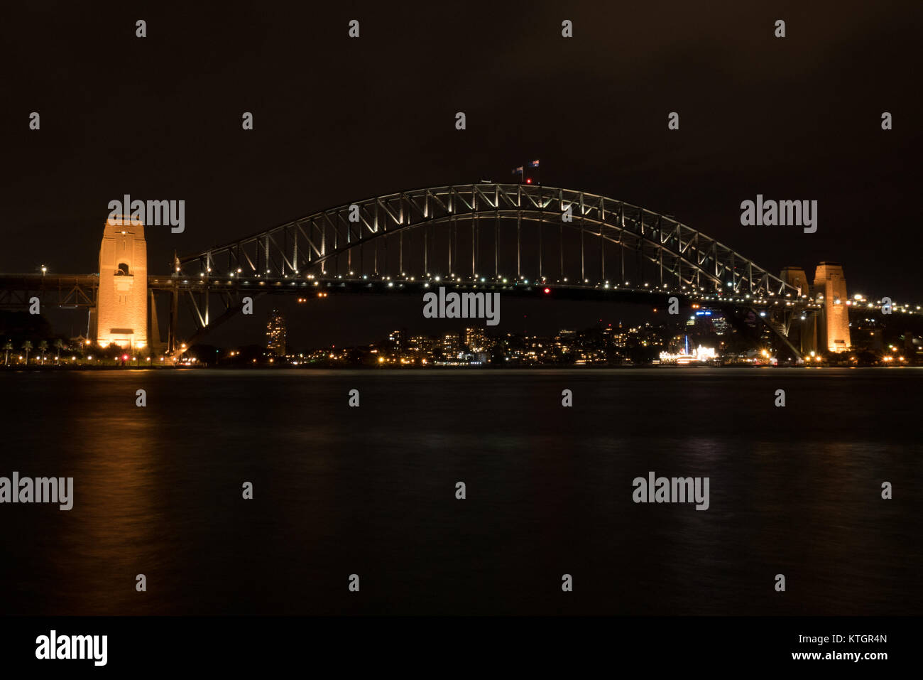 sydney harbour bridge at night Stock Photo - Alamy