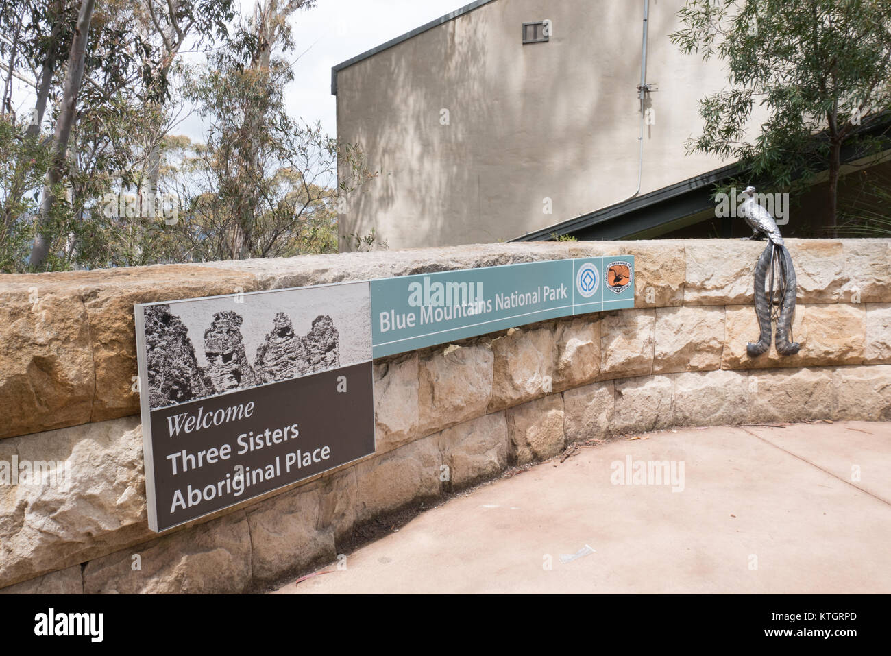 Three sisters aboriginal place hi-res stock photography and images - Alamy
