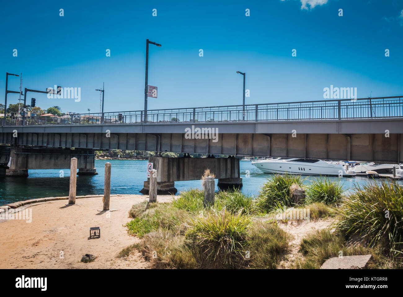 Spit hi-res stock photography and images - Alamy