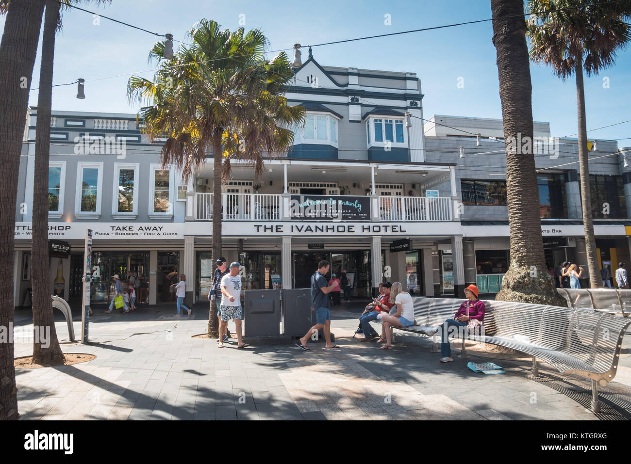 Sydney manly beach hi-res stock photography and images - Alamy