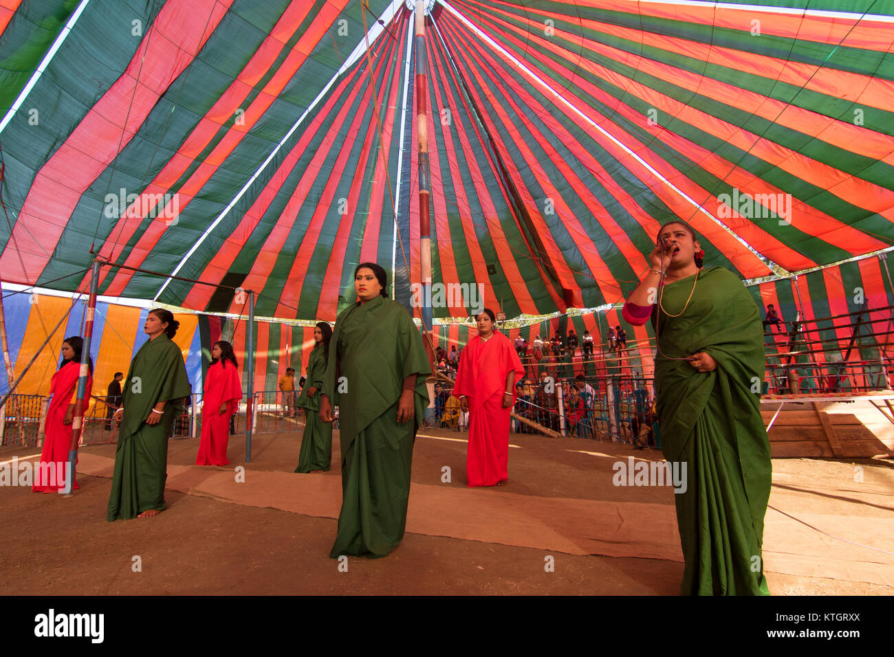Traditional Circus of Bangladesh Stock Photo - Alamy