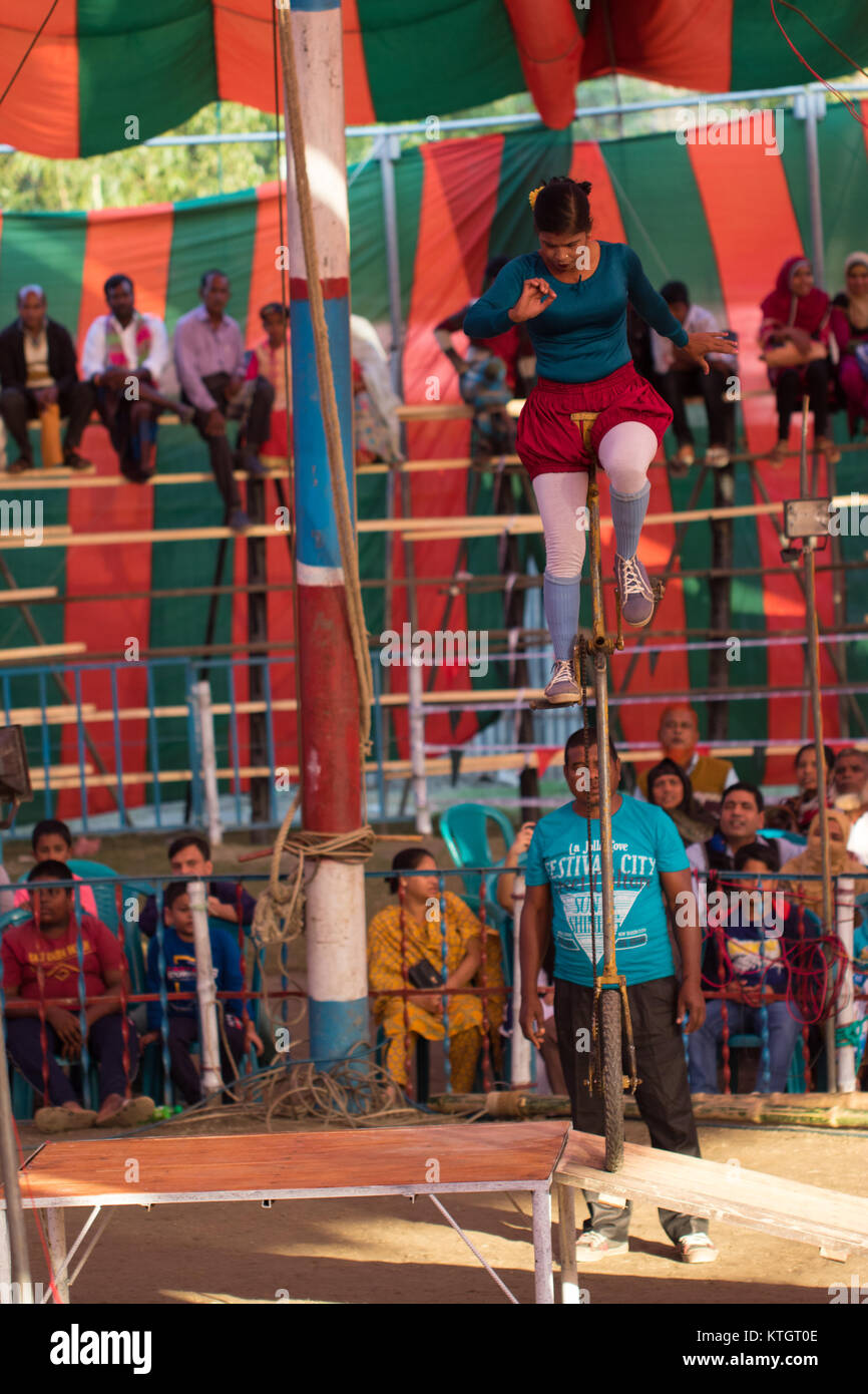 Traditional Circus of Bangladesh Stock Photo - Alamy