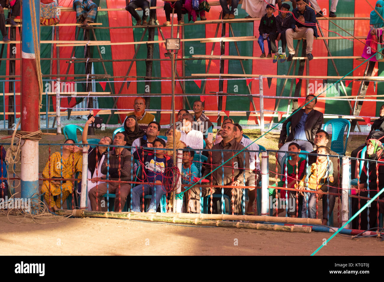 Traditional Circus of Bangladesh Stock Photo - Alamy