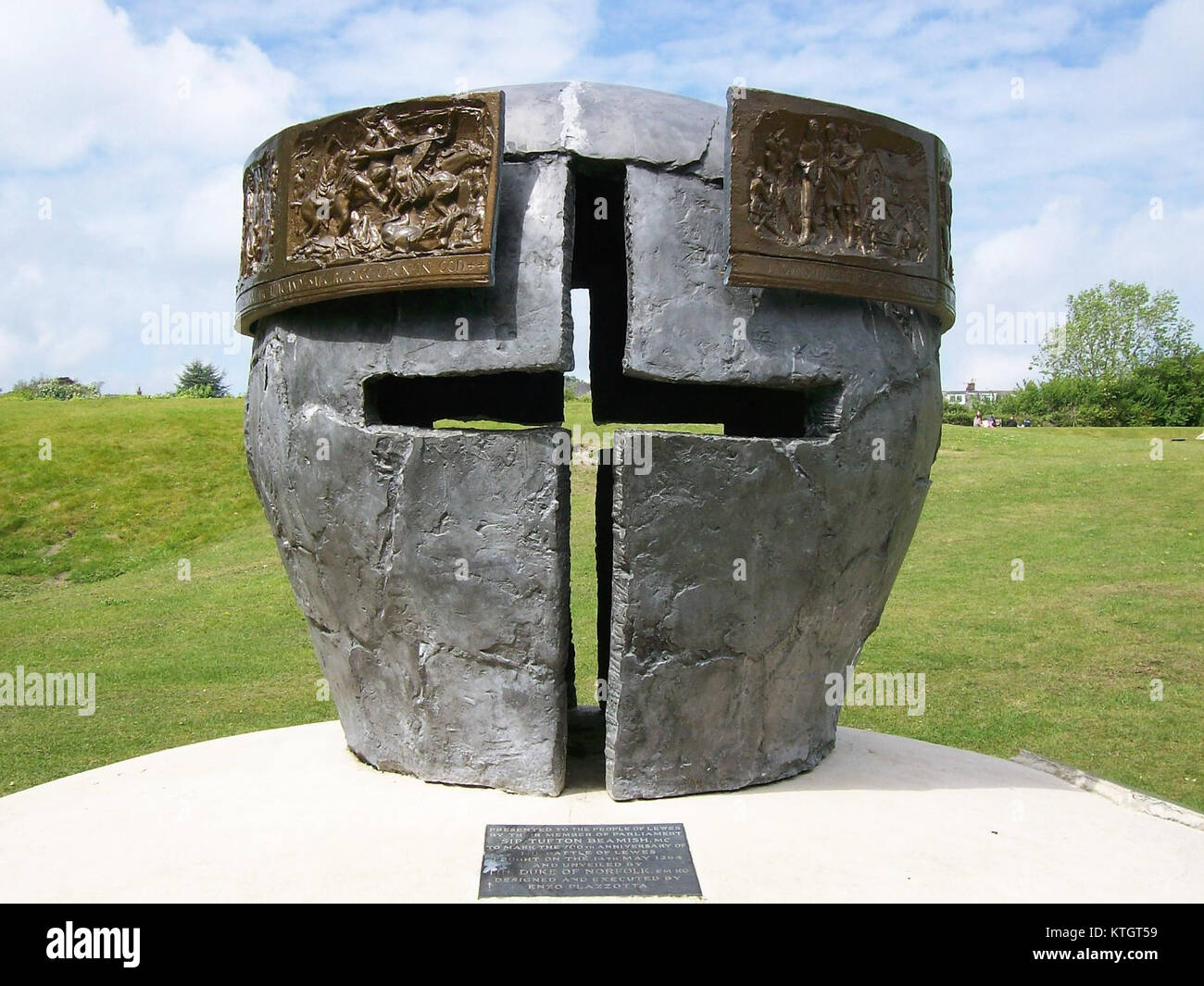 A memorial commemorating the Battle of Lewes, a significant battle in ...