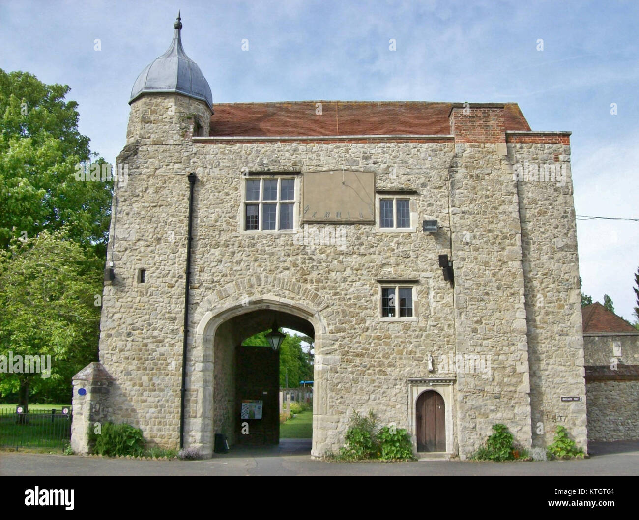Aylesford priory hi-res stock photography and images - Alamy