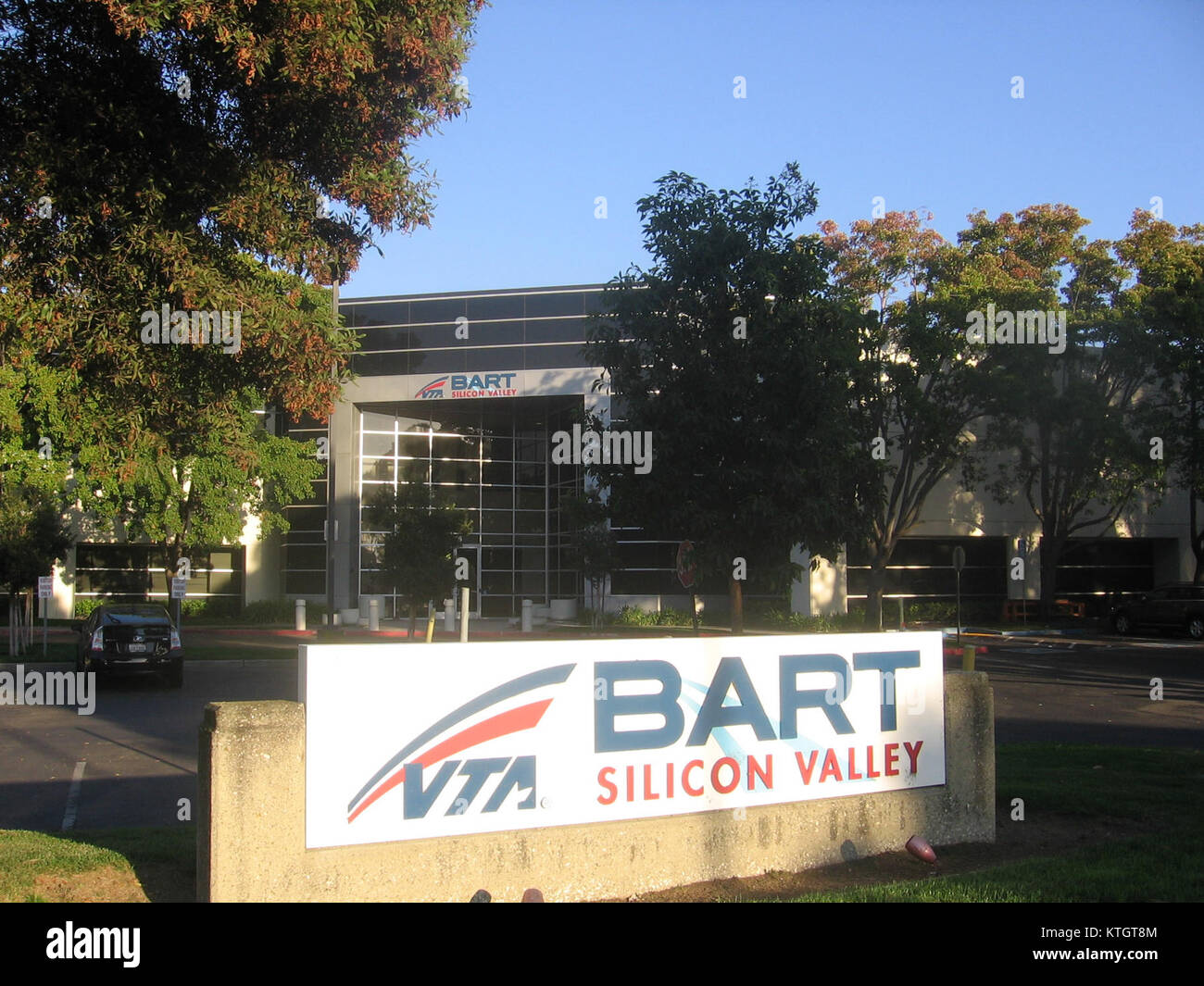 Photograph of BART Silicon Valley construction in 2013, depicting the ...
