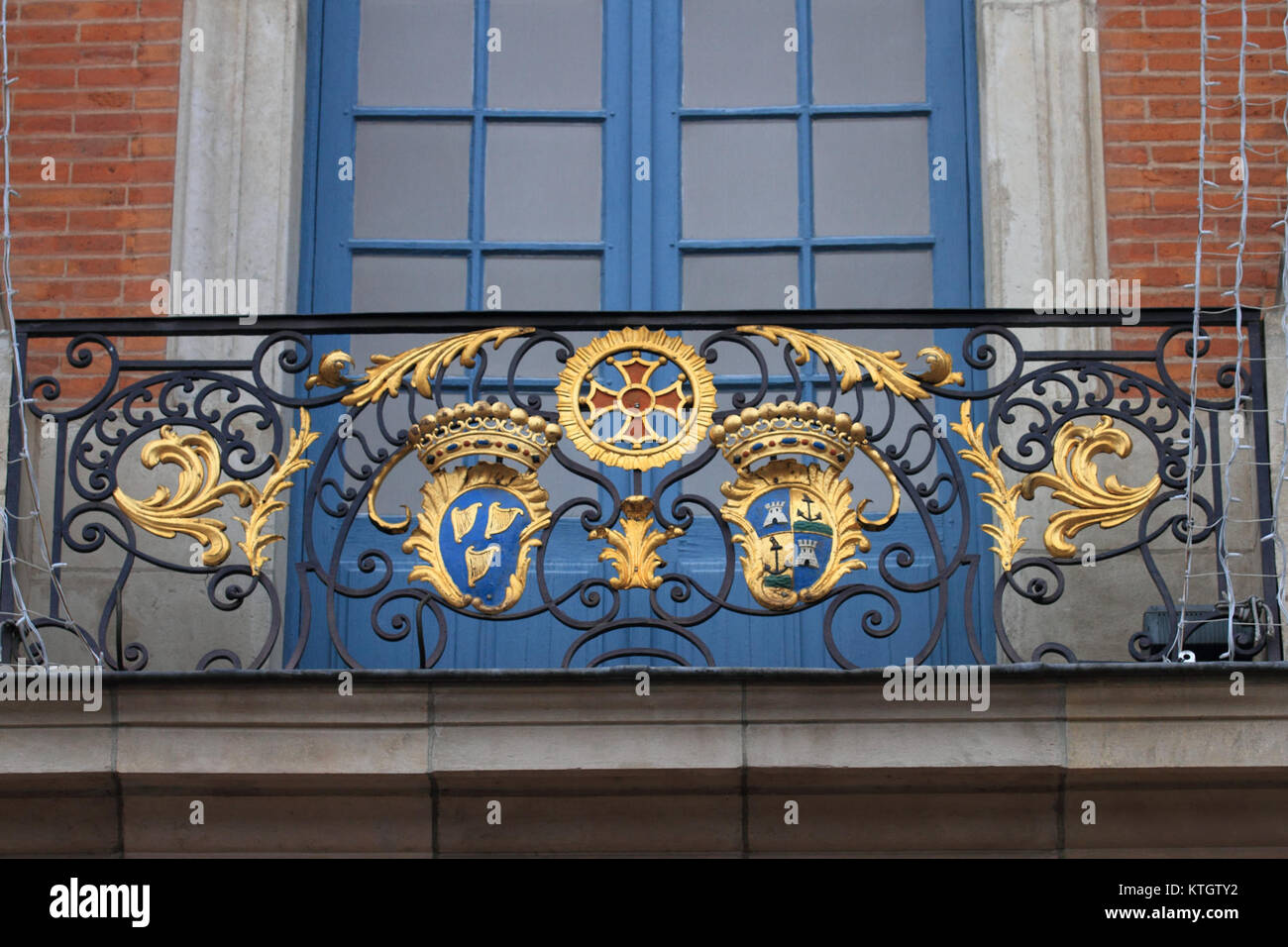The Capitole de Toulouse in France is a historic building with a ...