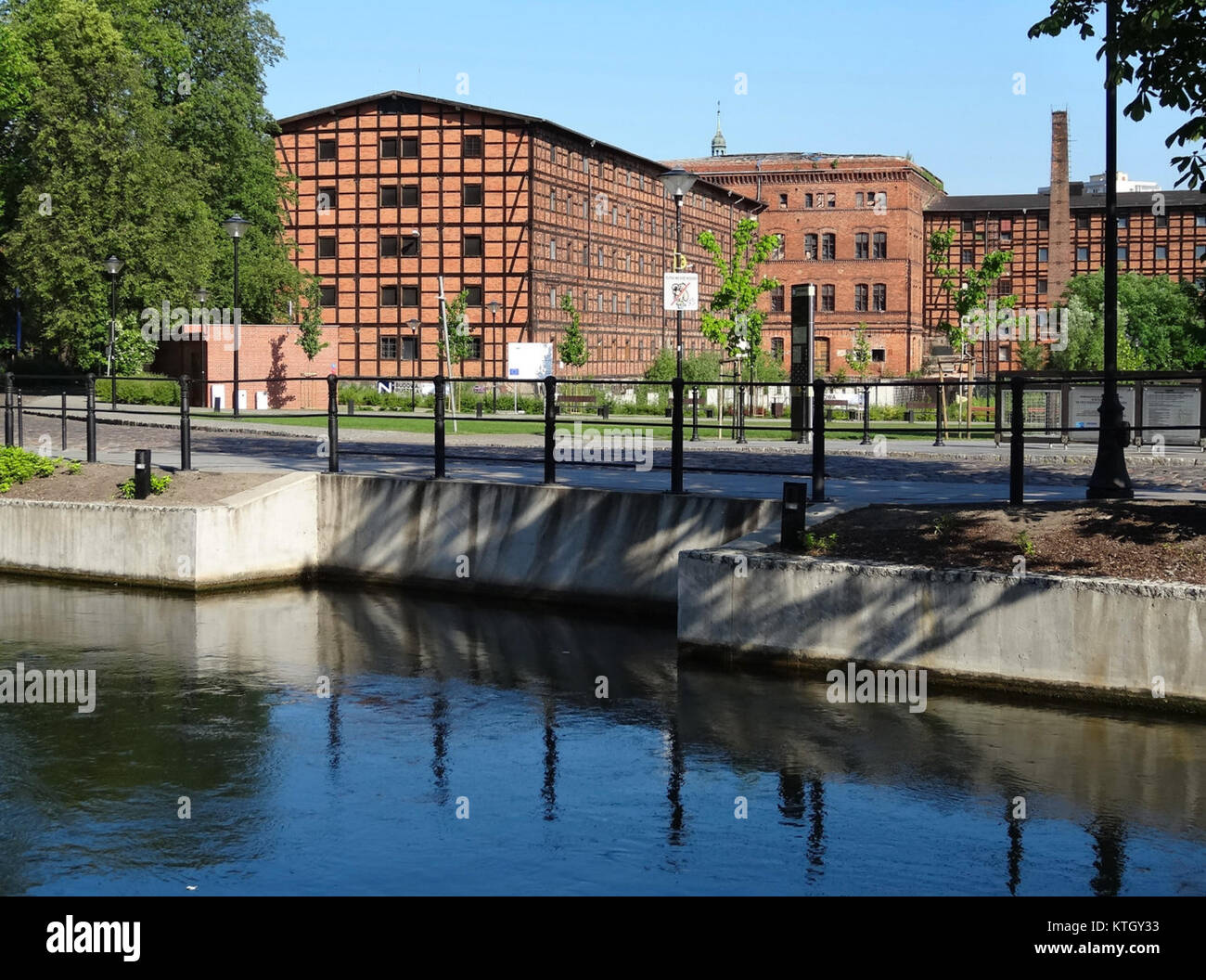 This image is from Bdg Mlyny Rothera, taken in July 2013, showing the ...