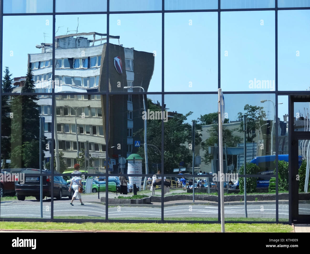 Photograph of the Citibank building on July 3, 2013, showcasing its ...