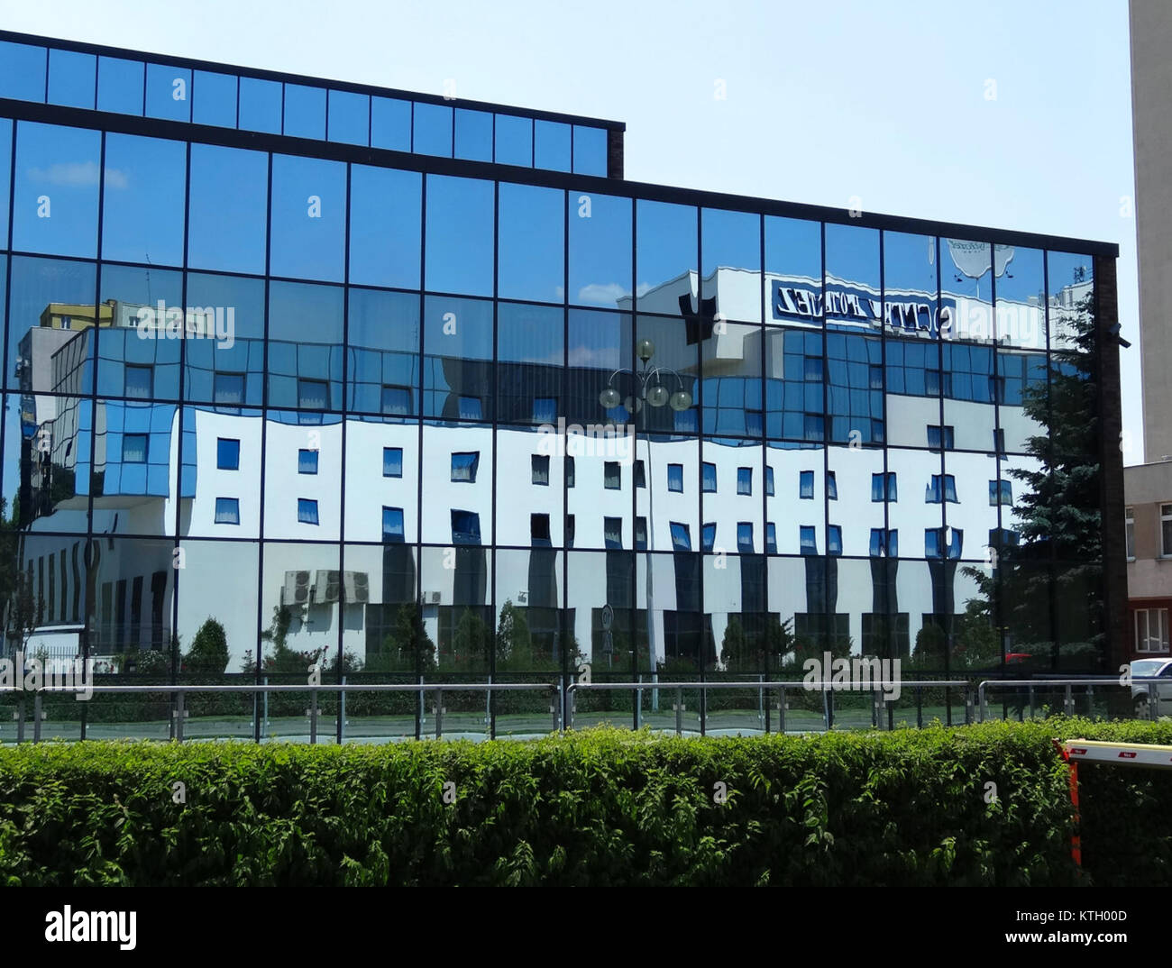 This image shows a Citibank building, captured on July 4th, 2013. It ...