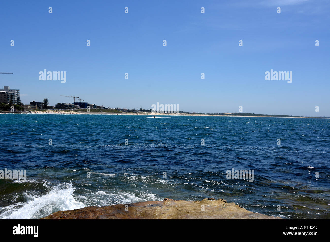 View of the water at North Cronulla beach area Stock Photo - Alamy