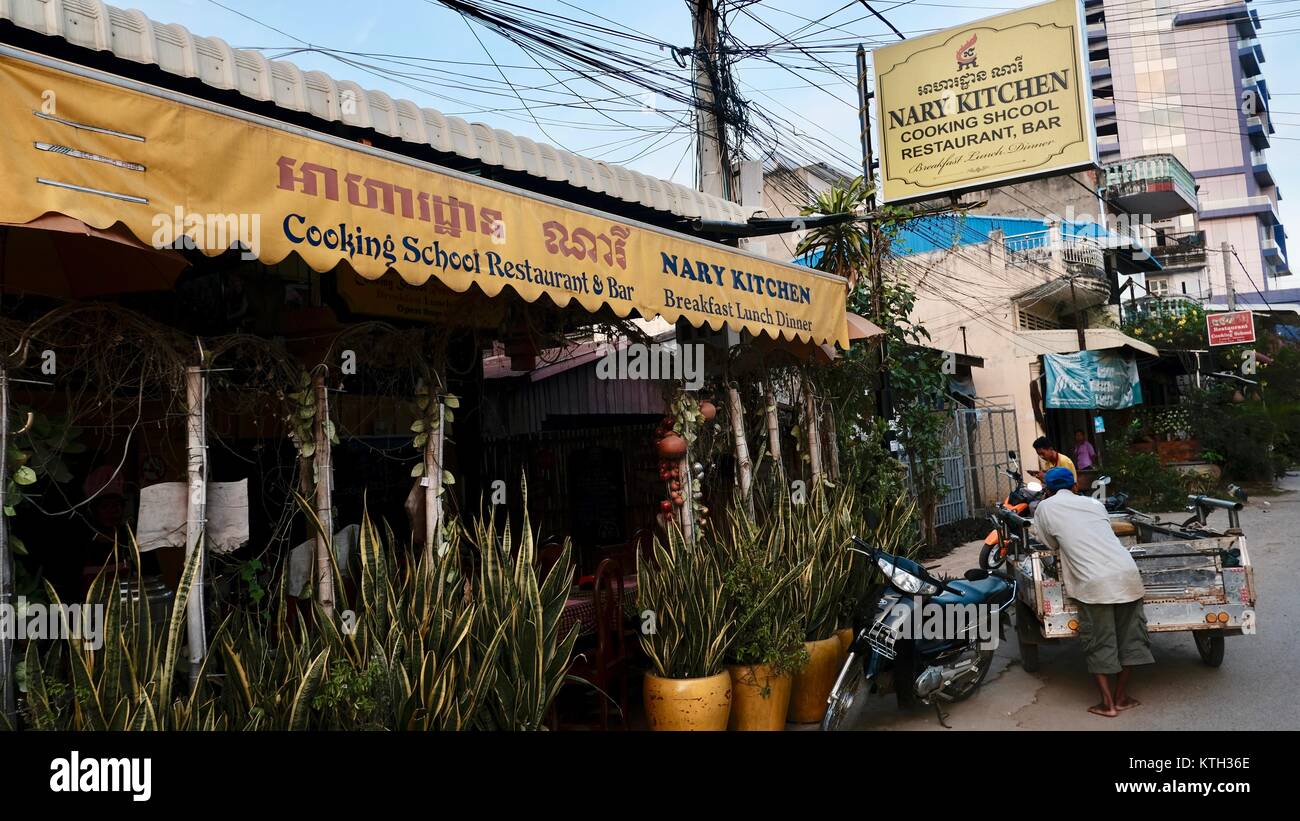 Khmer Food Restaurant Nary Kitchen Bar and Cooking School Battambang ...