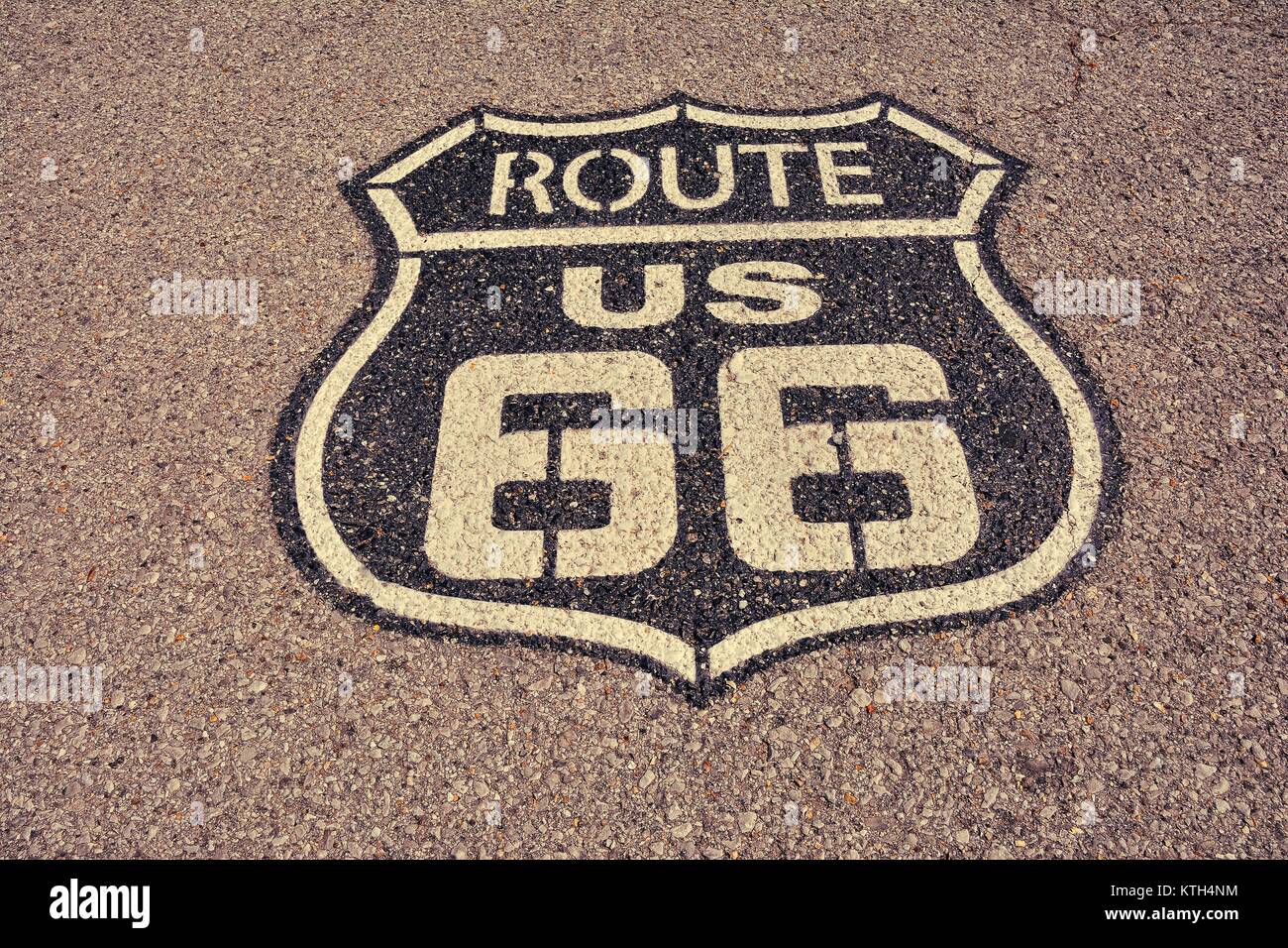 Historic U.S. old Route 66 sign Stock Photo - Alamy