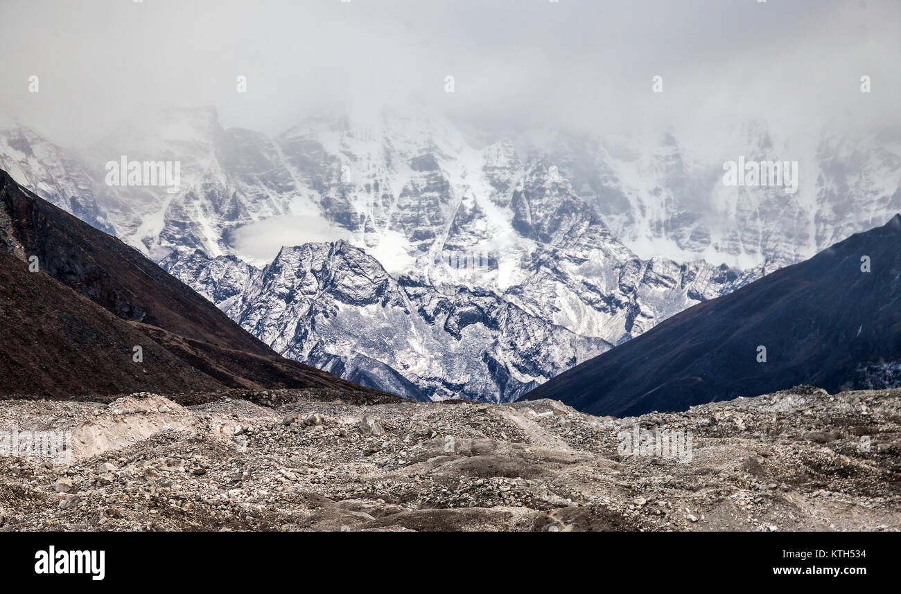 snowy mountains. Nepal, Himalayas Stock Photo - Alamy