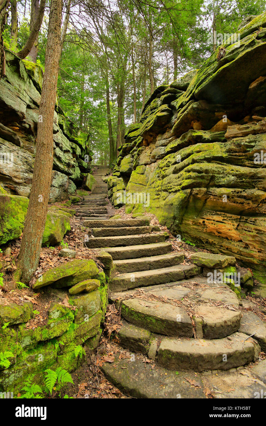 Ledges Trail, Cuyahoga Valley National Park, Brecksville, Ohio, USA ...