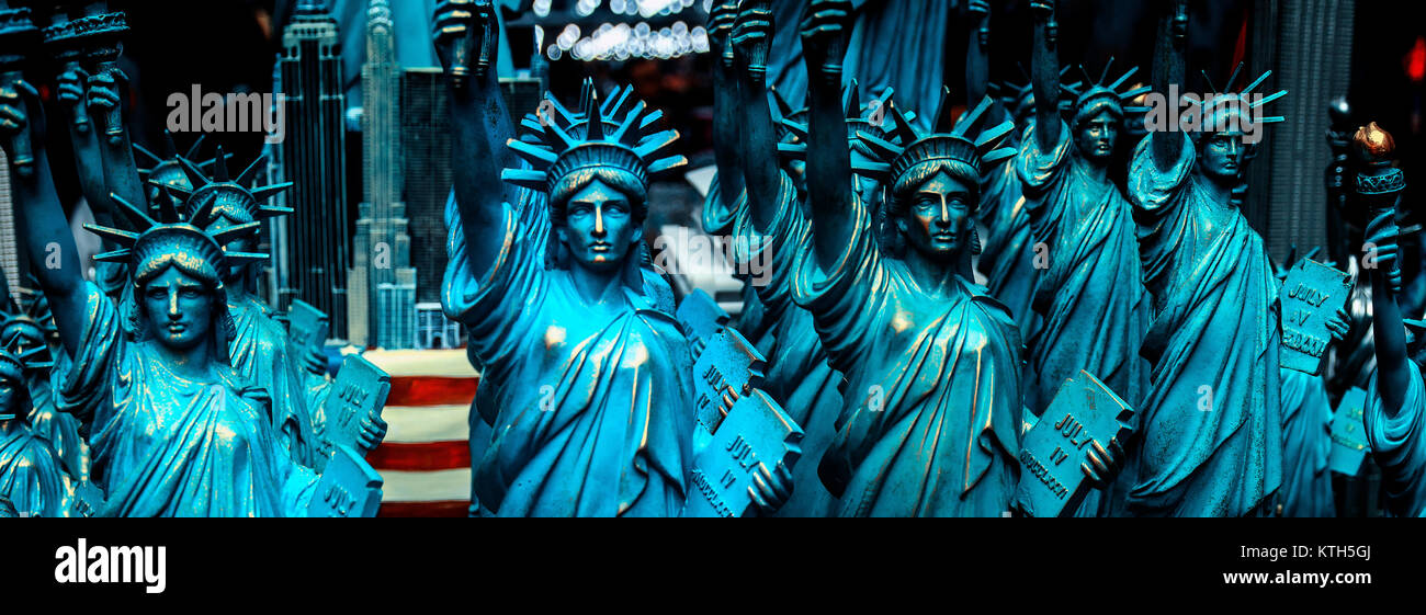 Miniature statues of liberty in a shop window, NYC Stock Photo - Alamy