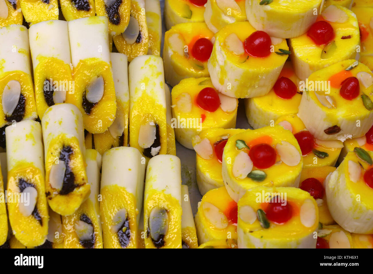 Traditional handmade cake of Bangladesh Stock Photo - Alamy