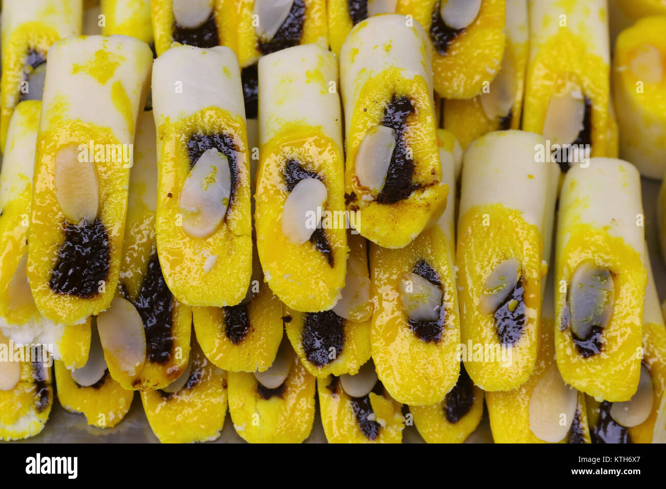 Traditional handmade cake of Bangladesh Stock Photo - Alamy