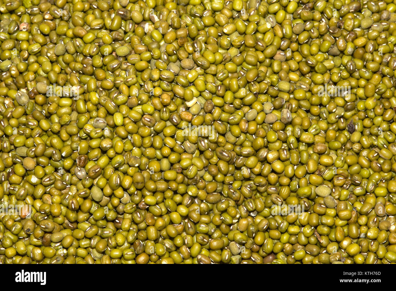 Dried mung beans on background Stock Photo - Alamy
