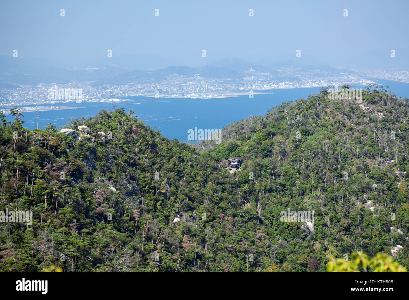 Shishiiwa ropeway station hi-res stock photography and images - Alamy
