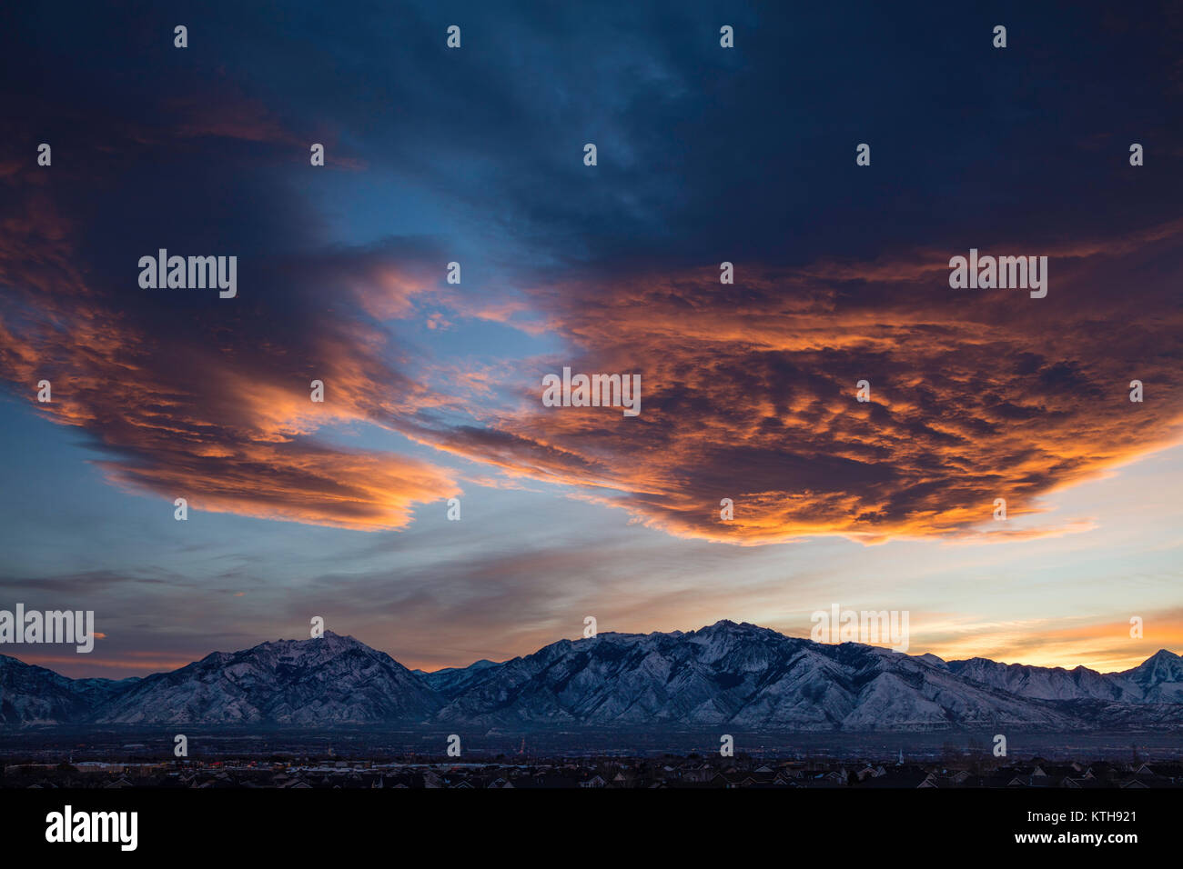 Orange mountains utah hi-res stock photography and images - Alamy