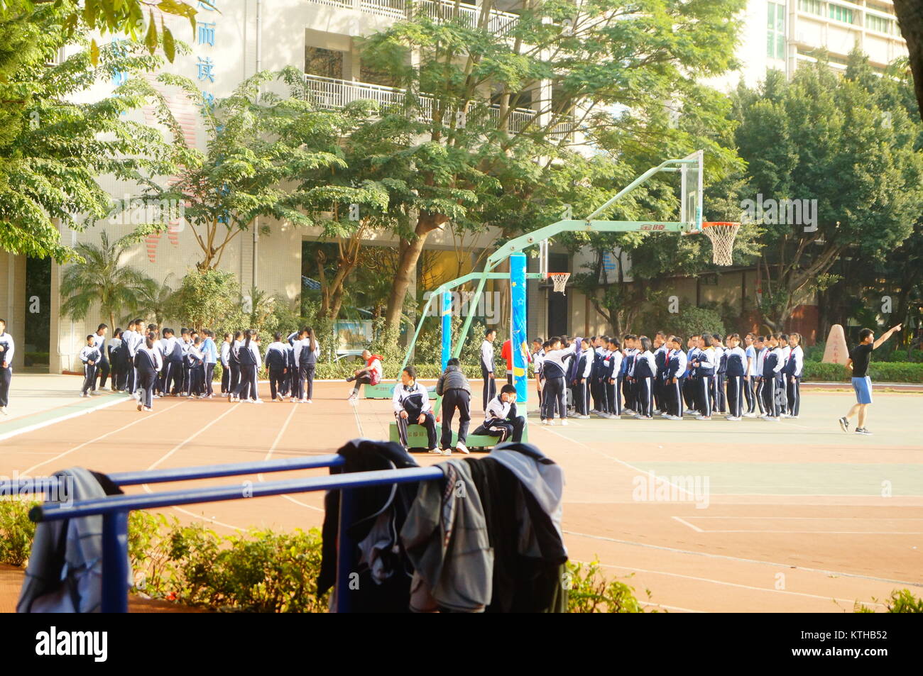 Shenzhen, China: Middle School Students in Physical Education Stock ...