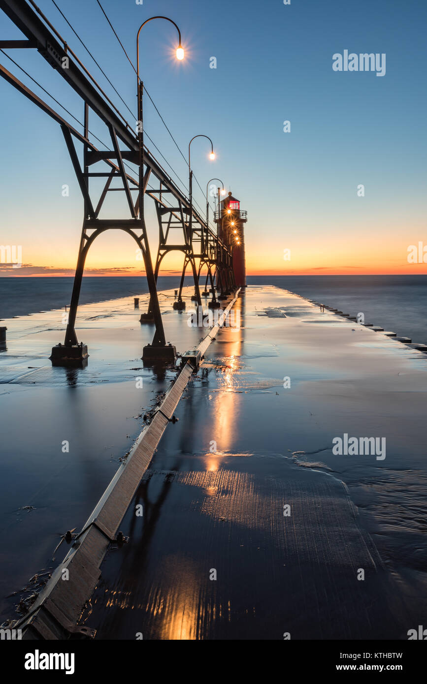 South Haven Lighthouse at sunset Stock Photo - Alamy