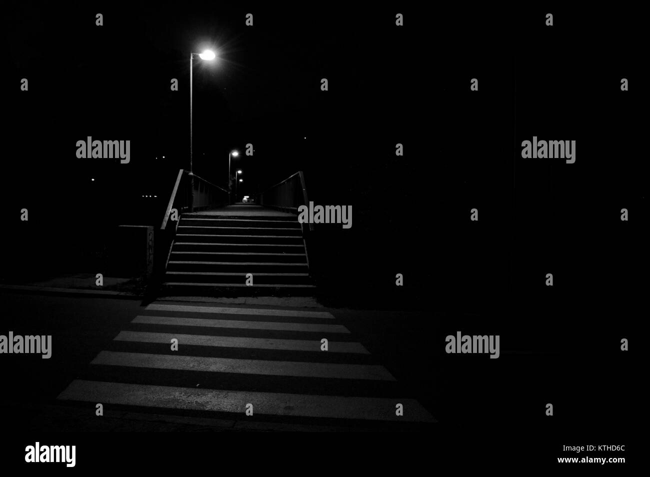 bridge at night Stock Photo - Alamy