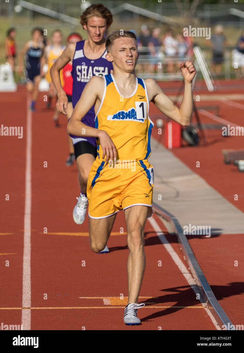 Track and field action during the Northern Section Finals in Cottonwood ...