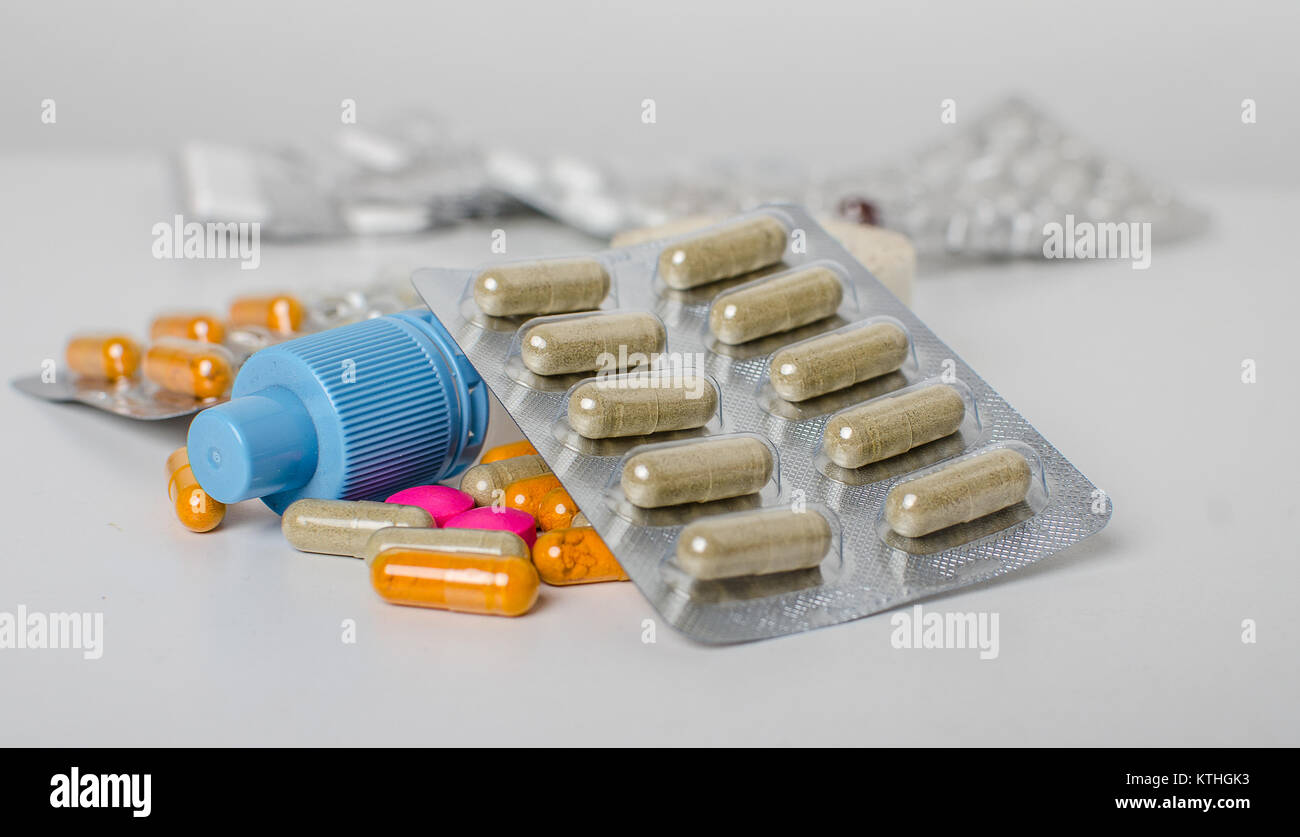Tylenol capsule hi-res stock photography and images - Alamy