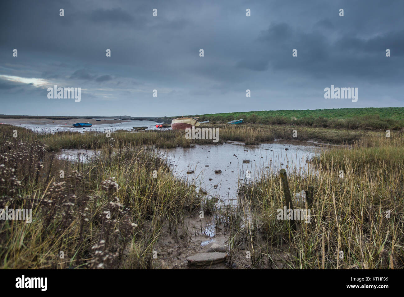 Tidal creek at sunset hi-res stock photography and images - Alamy