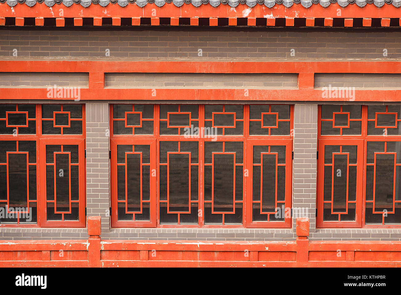 Ancient Chinese Window Old Stock Photos & Ancient Chinese Window Old ...