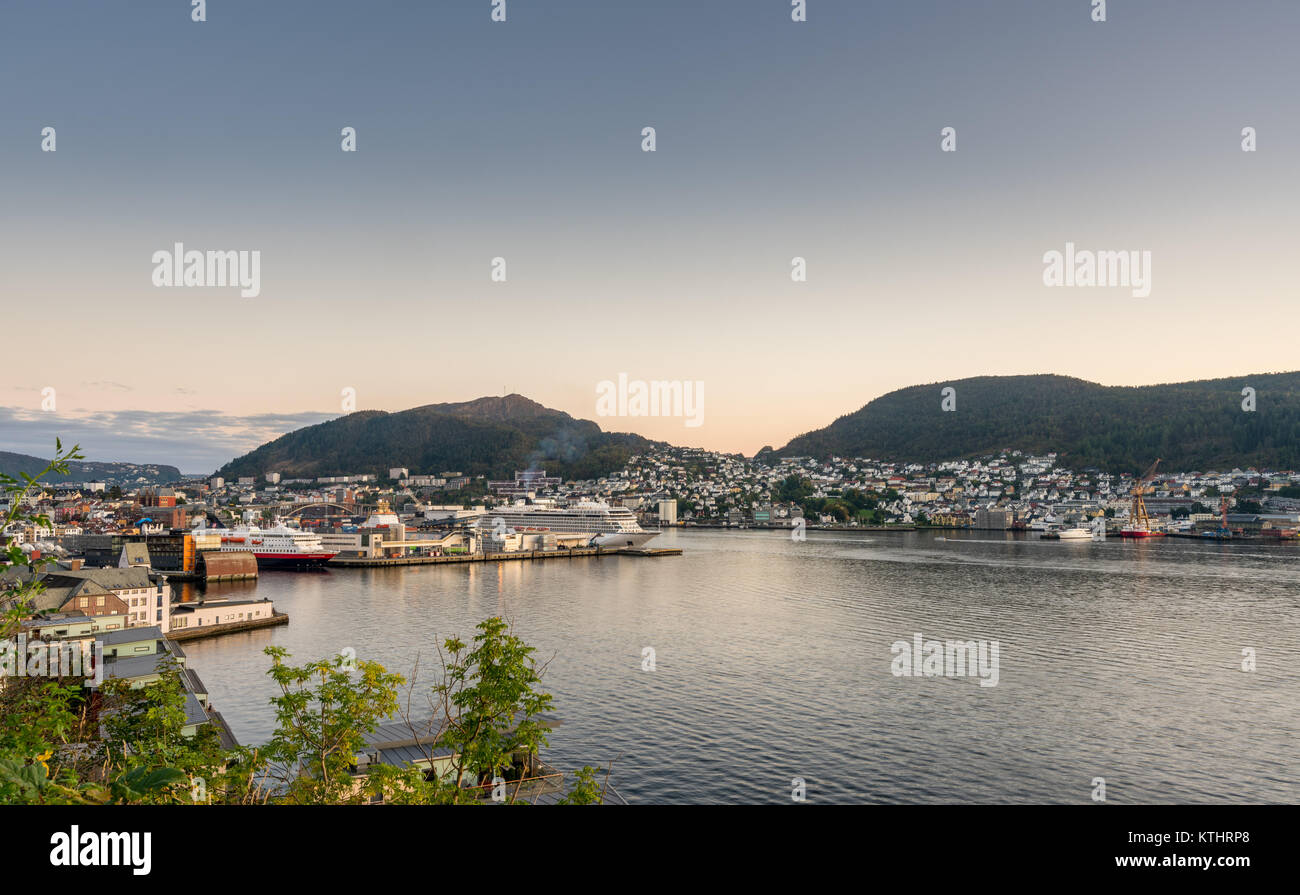 Bergen panorama hi-res stock photography and images - Alamy