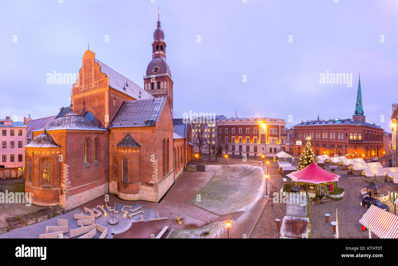 Old riga christmas market hi-res stock photography and images - Alamy