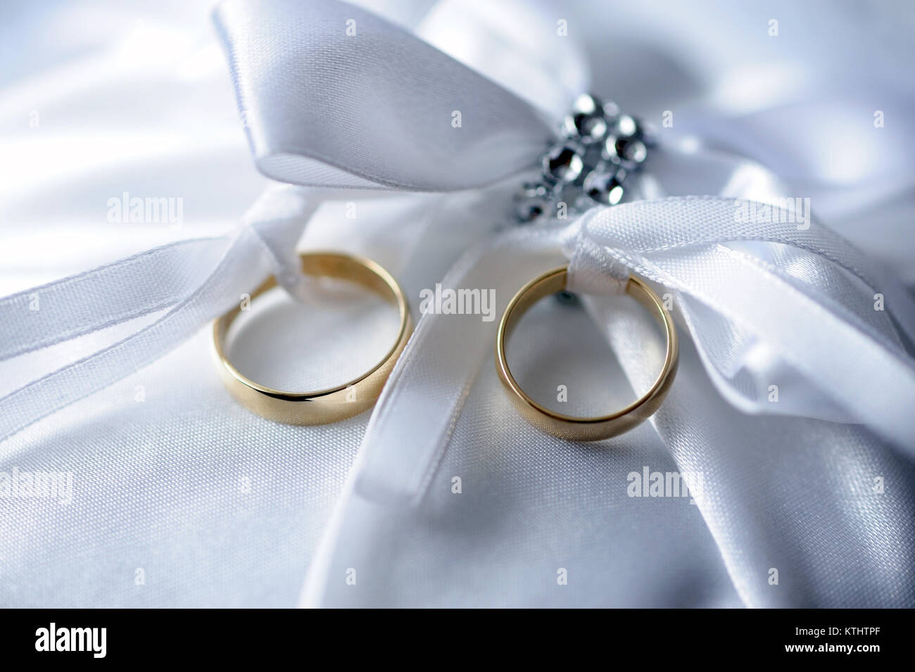 Decorative bridges hi-res stock photography and images - Alamy