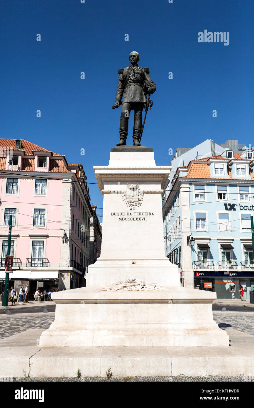 Statue of 1st Duque of Terceira in the little square of the same name ...