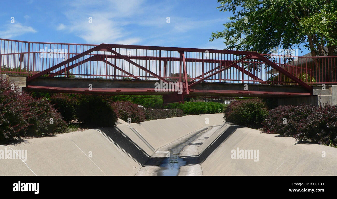 The Beatrice Water Park footbridge is a modern bridge in Beatrice ...