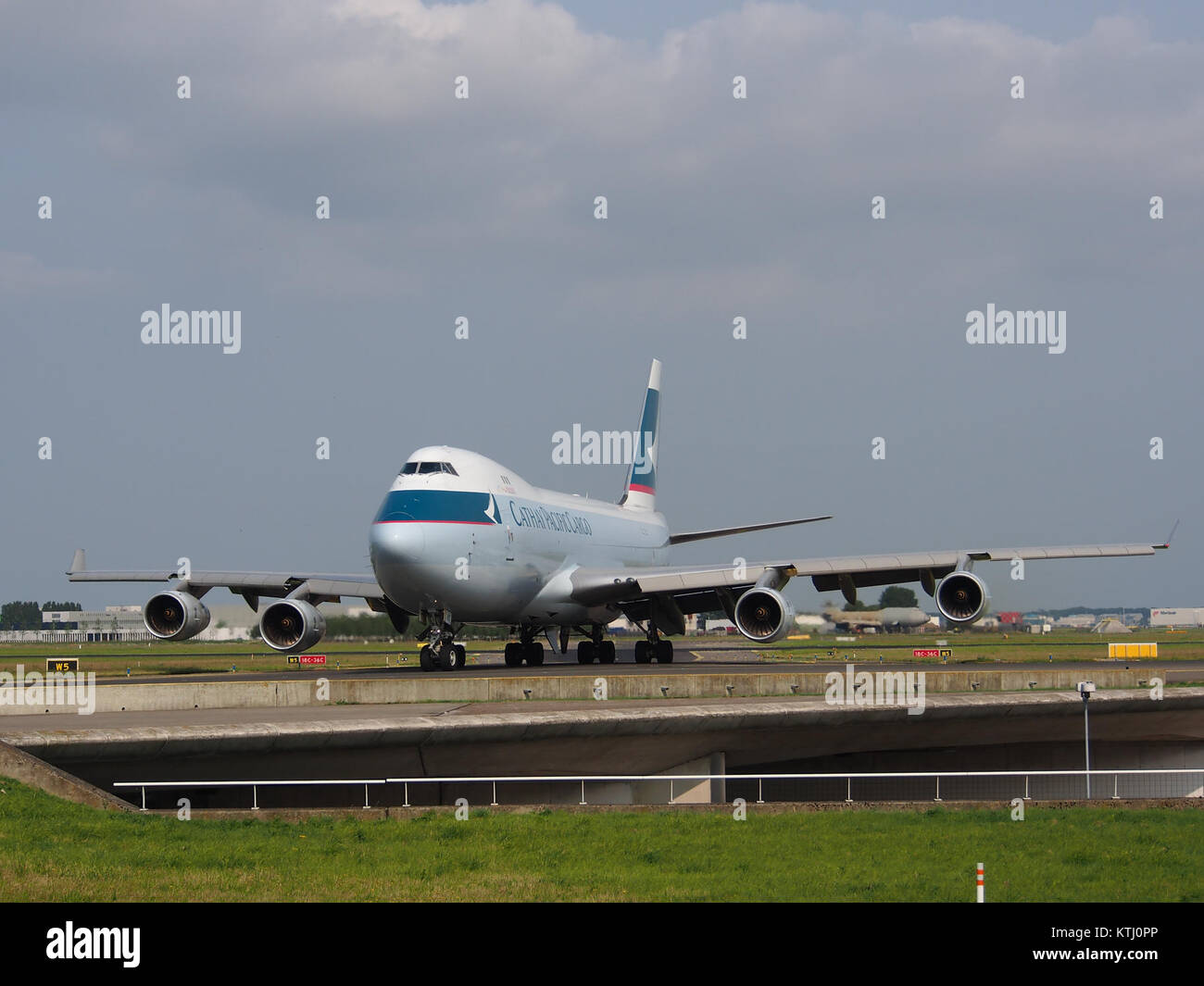 On the tail of a boeing 747 hi-res stock photography and images - Alamy