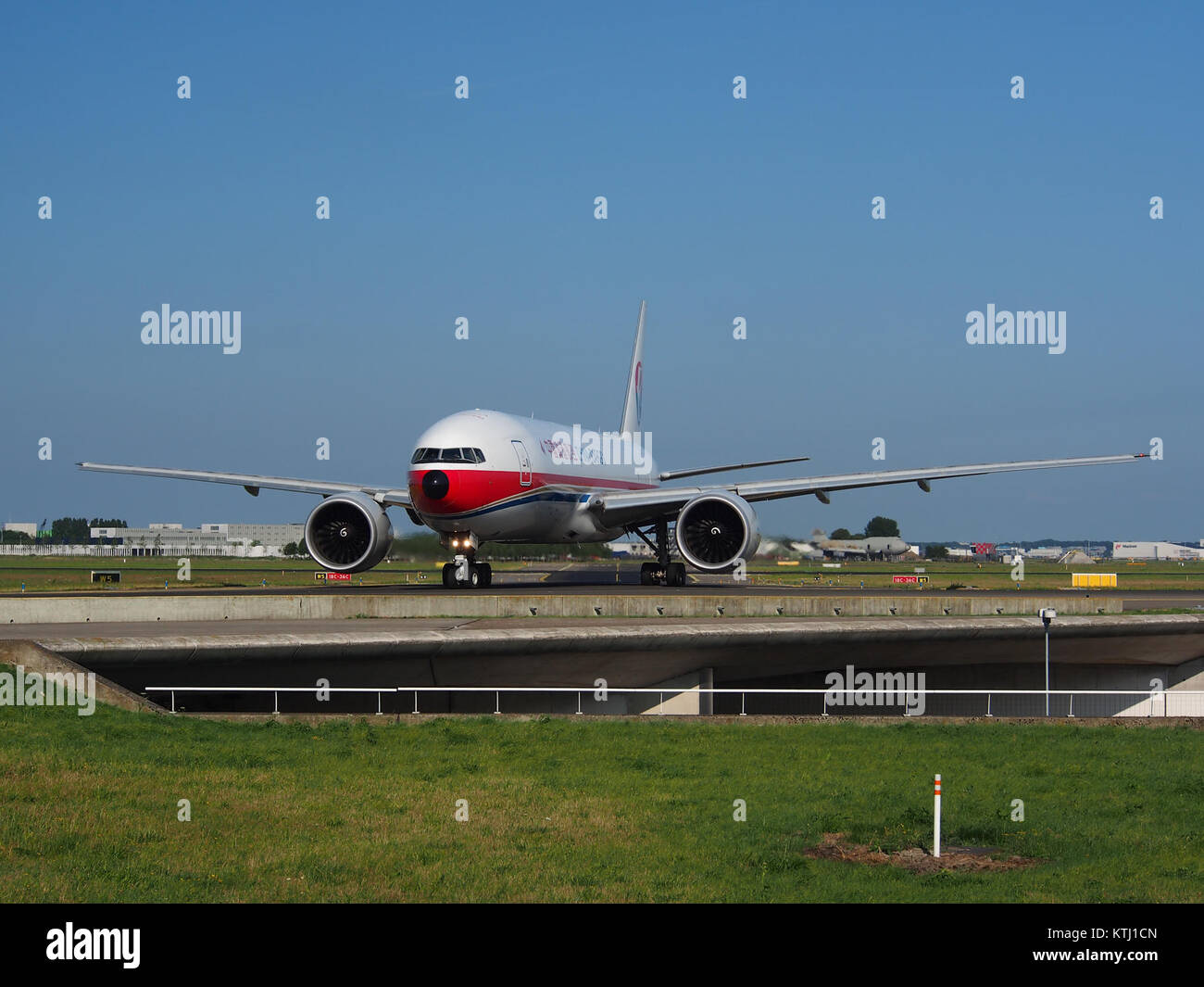 The Boeing 777, registered as B 2077 and operated by China Cargo ...