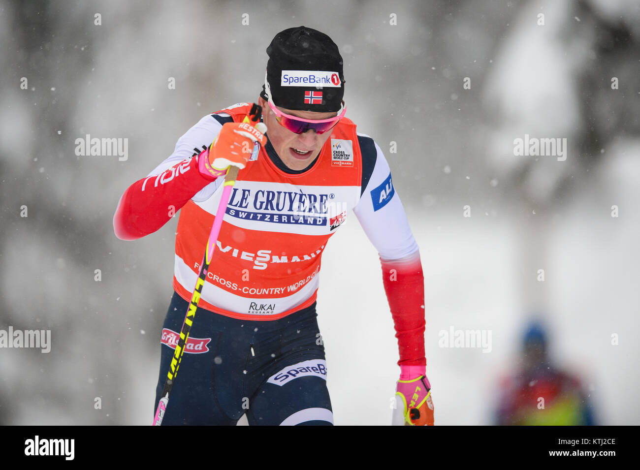 Cross country sprint finals (classic) during the FIS World Cup Ruka ...