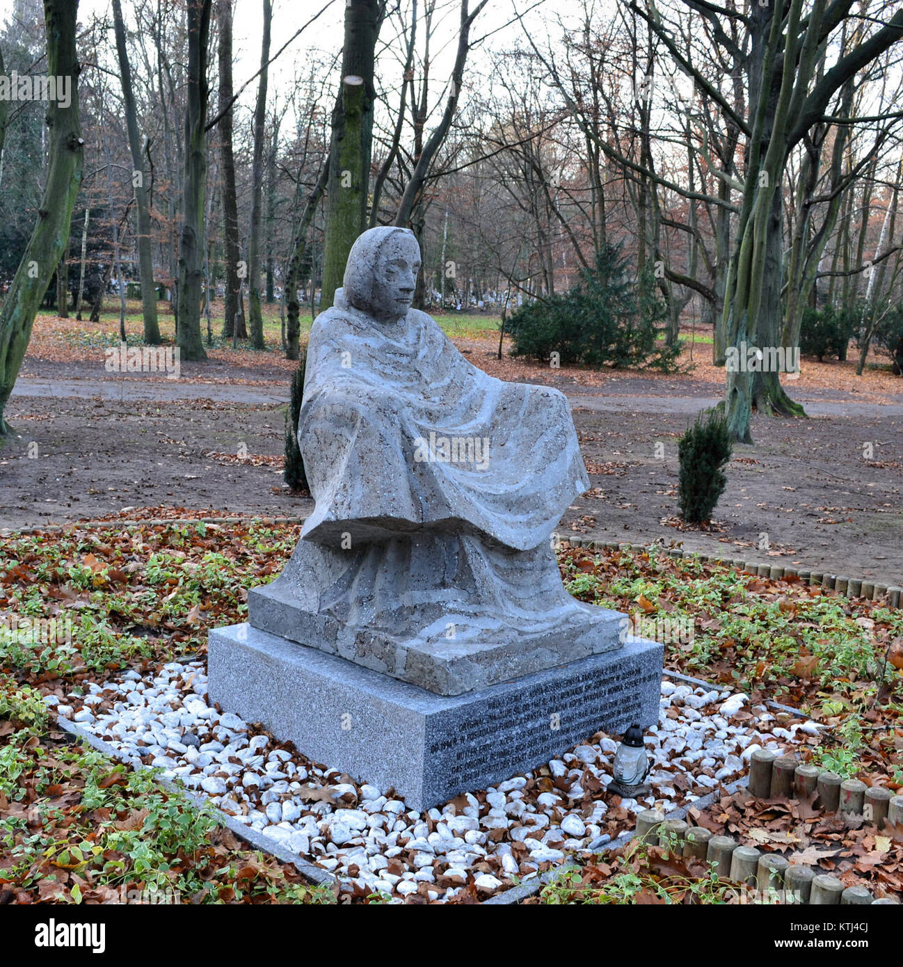 Matka Ziemia (Mother Earth) is a sculpture by German artist Ernst ...