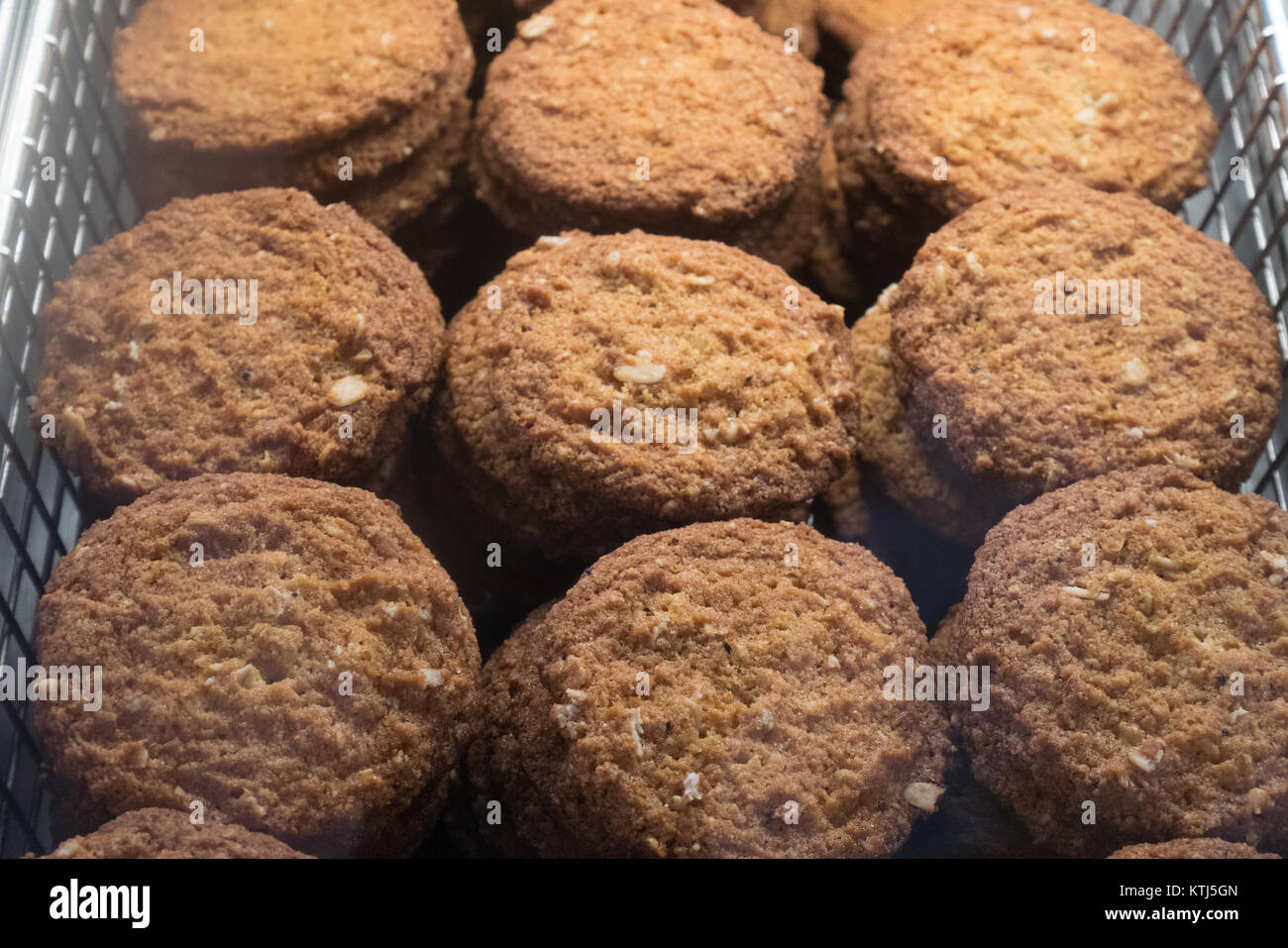 Anzac biscuits hi-res stock photography and images - Alamy