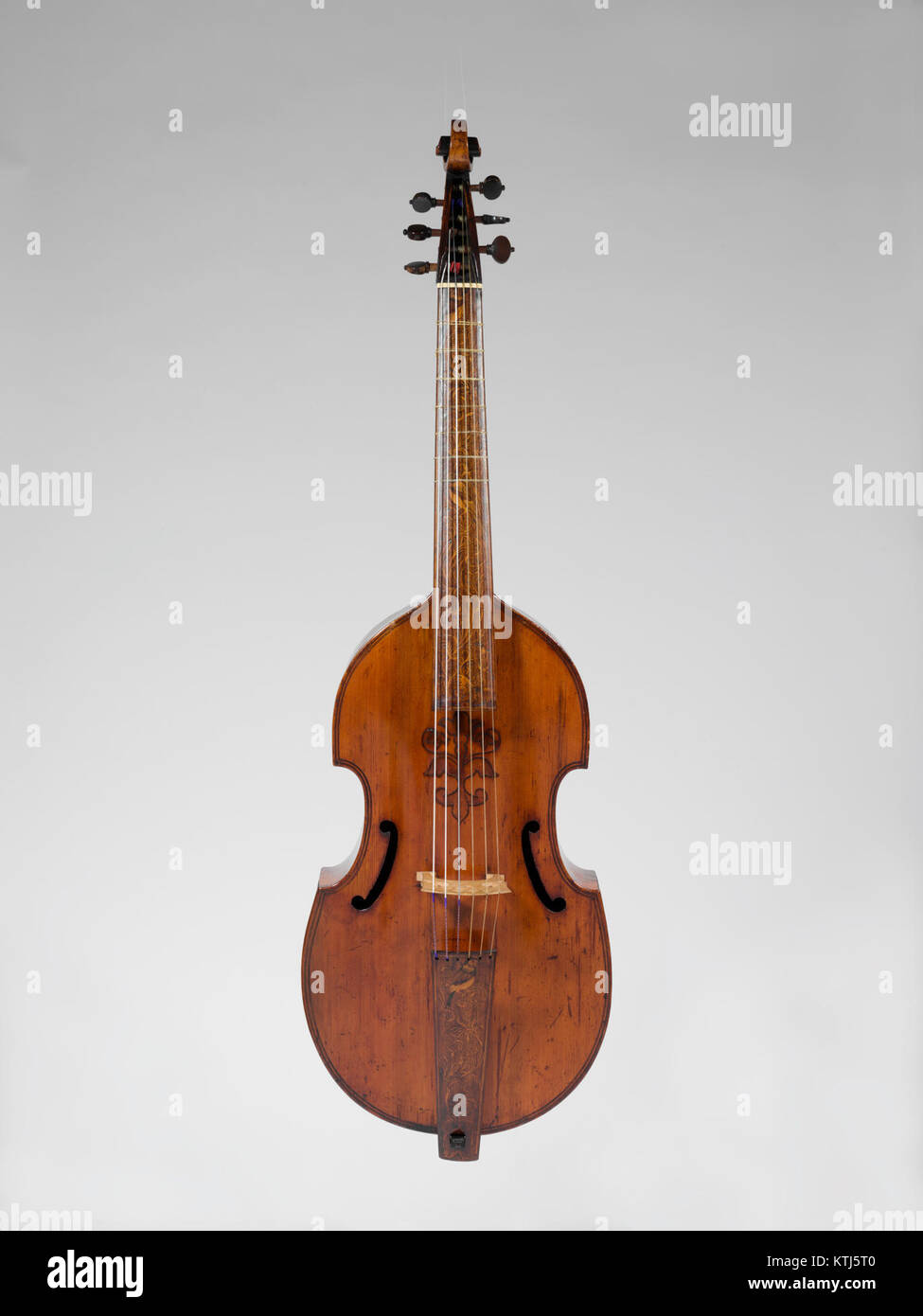 Viola da gamba hi-res stock photography and images - Alamy