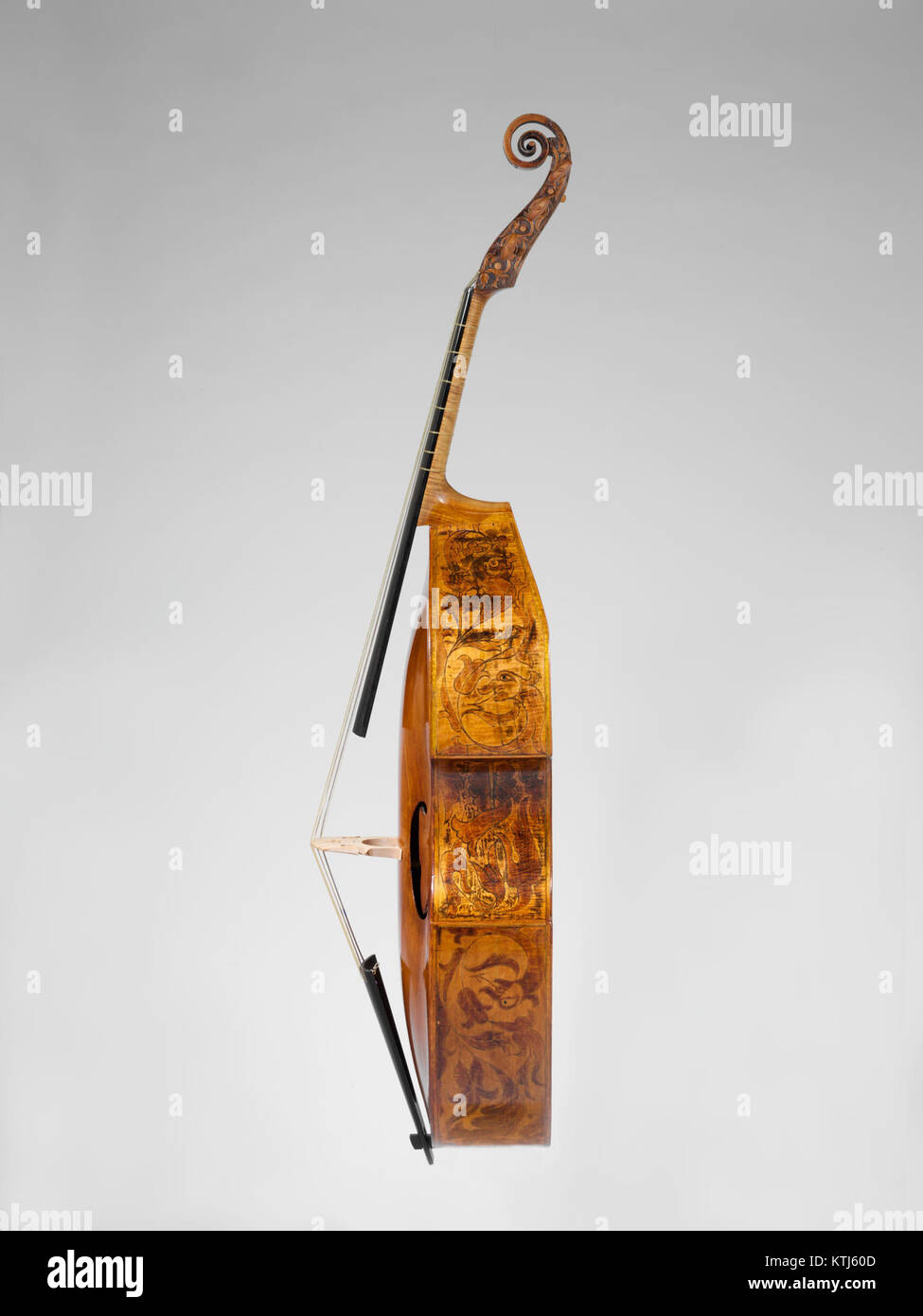 Viola da gamba hi-res stock photography and images - Alamy